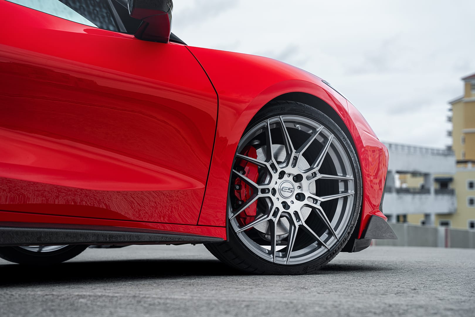 2023 Corvette C8 Stingray Torch Red - High-Quality Corvette Wheels | E5 ...