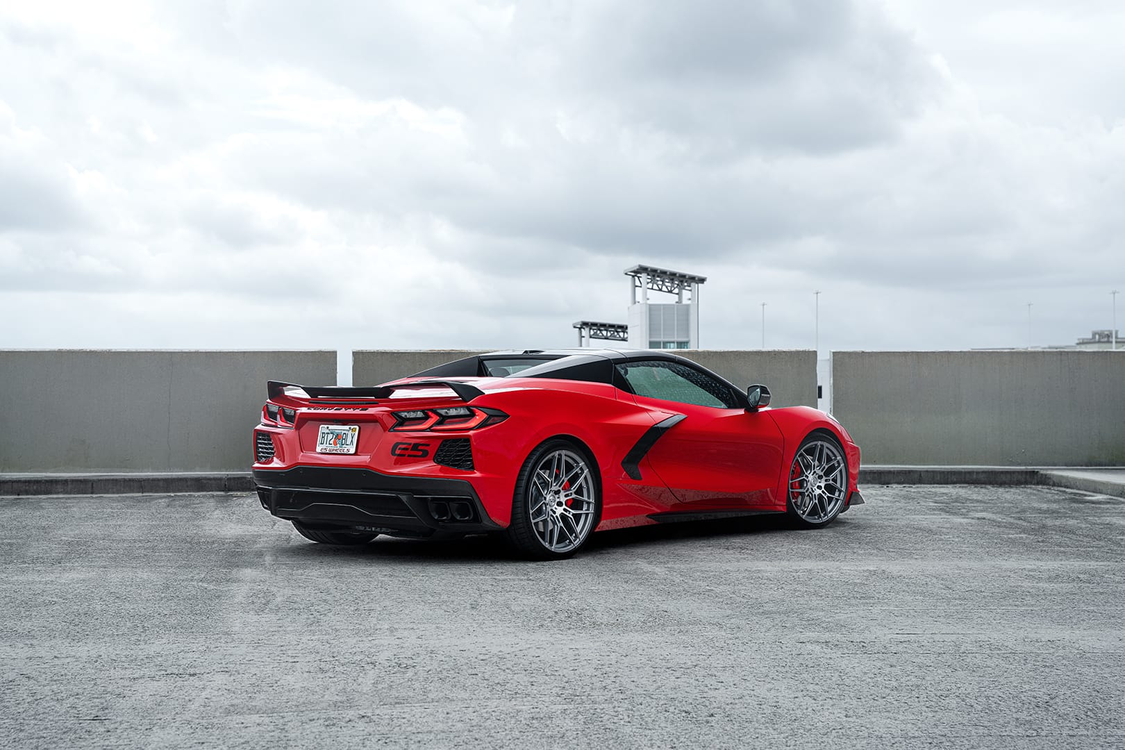 2023 Corvette C8 Stingray Torch Red - High-Quality Corvette Wheels | E5 ...