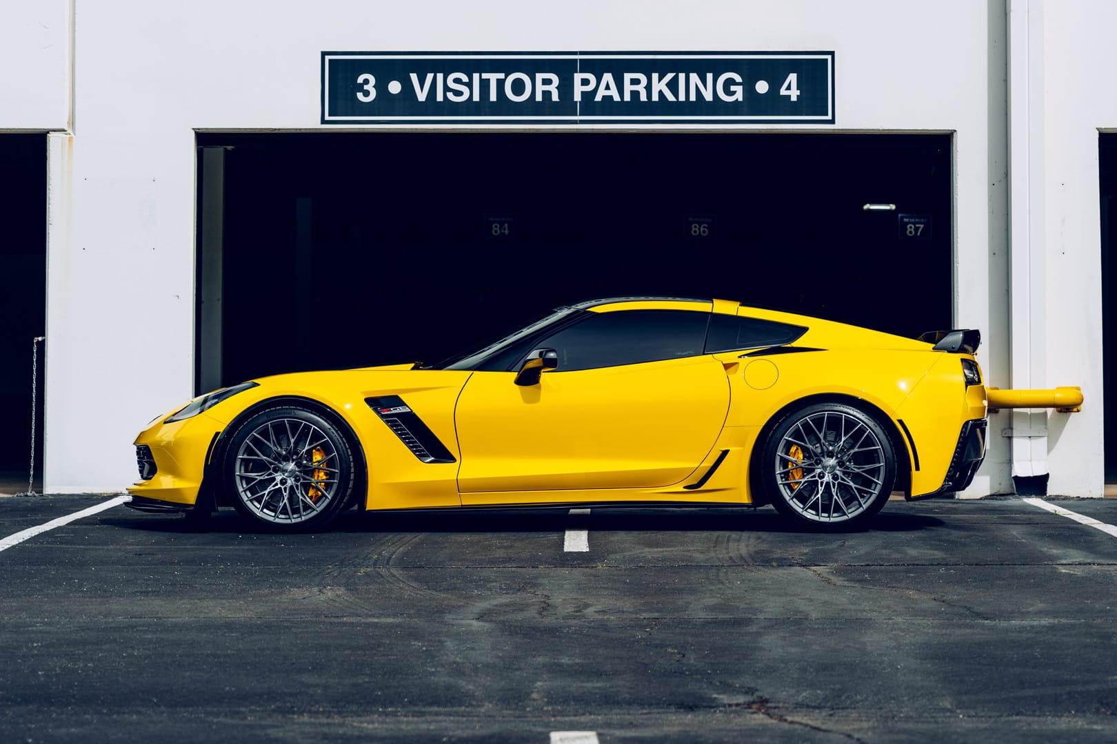 2017 Corvette C7 Z06 Racing Yellow - High-Quality Corvette Wheels | E5 ...