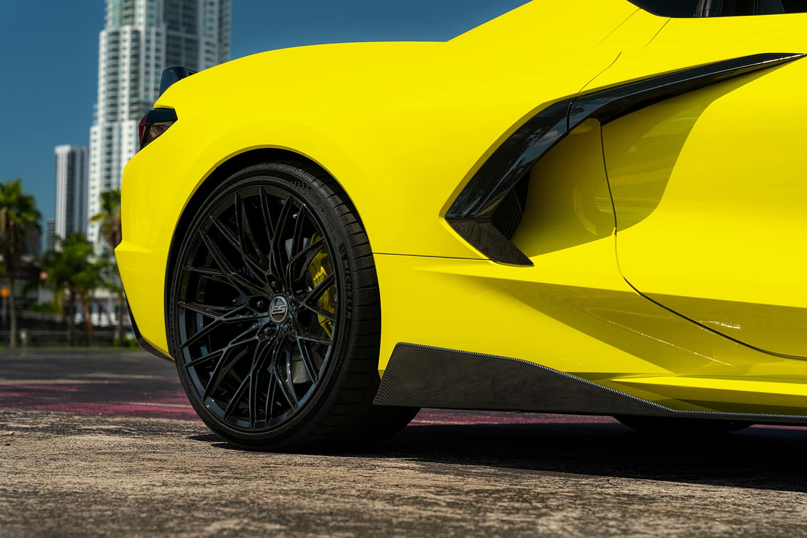 2024 C8 Stingray Accelerate yellow - High-Quality Corvette Wheels | E5 ...
