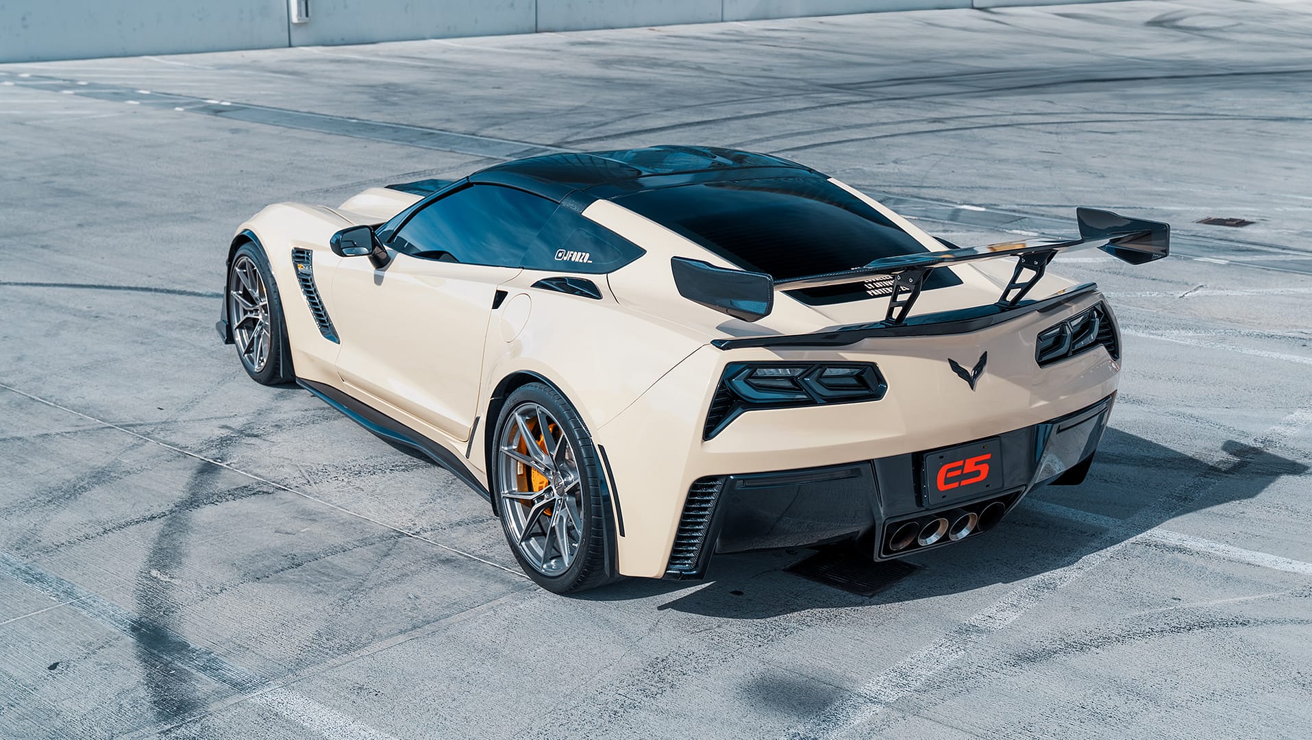 2016 C7 Z06 on Daytona Titanium Brushed | E5 Gallery