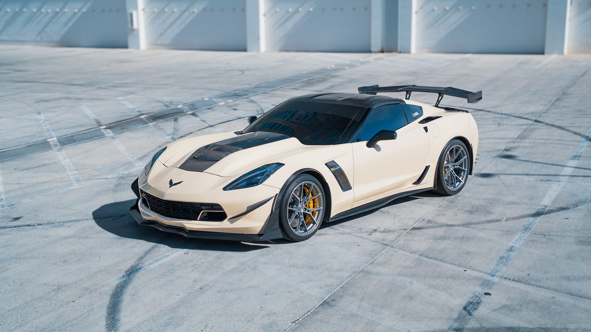 2016 C7 Z06 on Daytona Titanium Brushed | E5 Gallery
