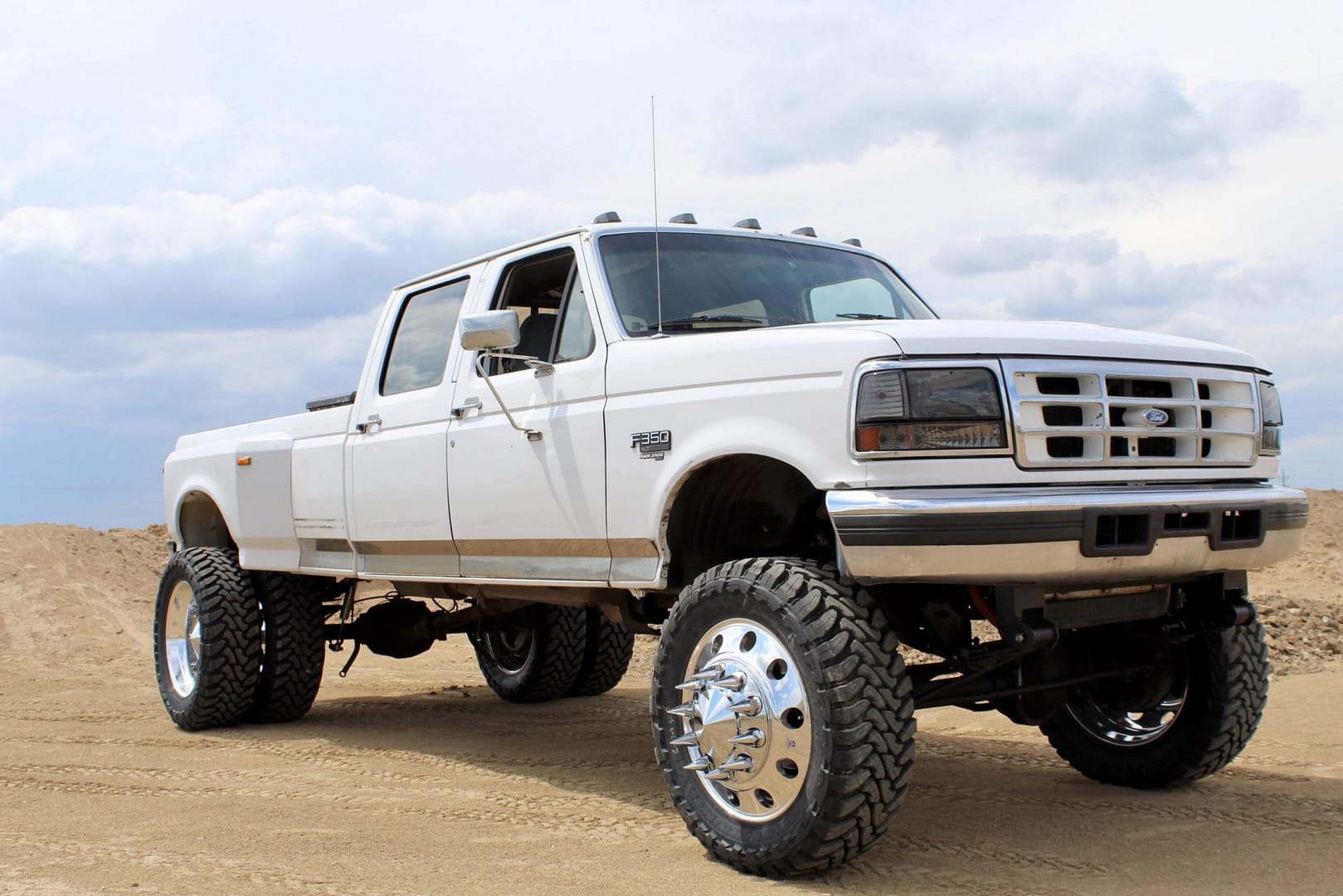 Old Dually Custom Trucks