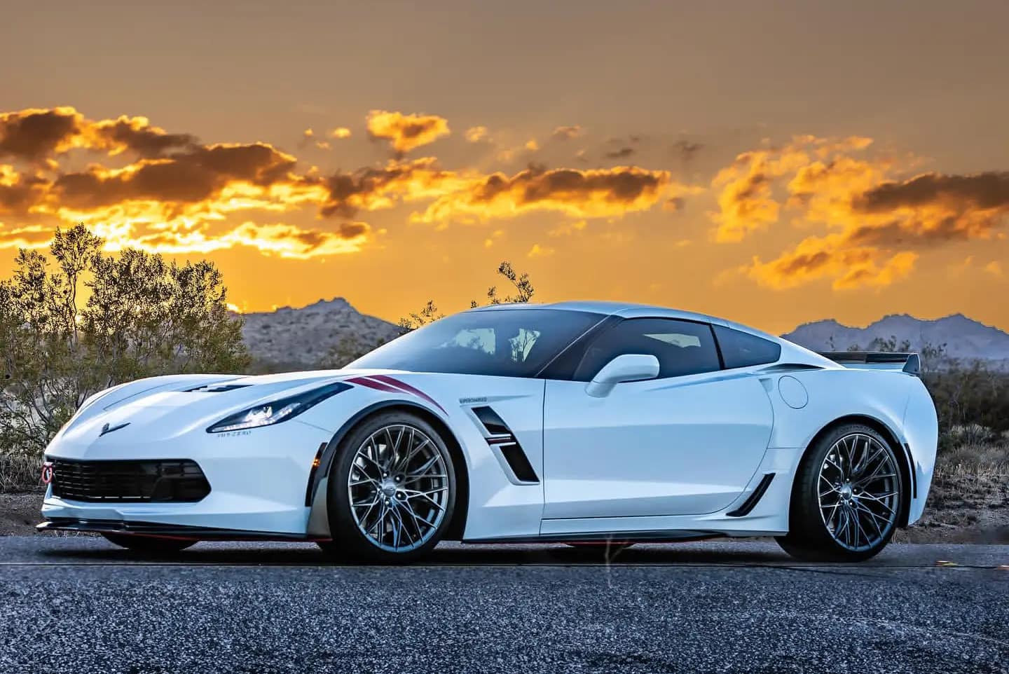 2017 C7 Grand Sport on Sebring Titanium Brushed | E5 Gallery