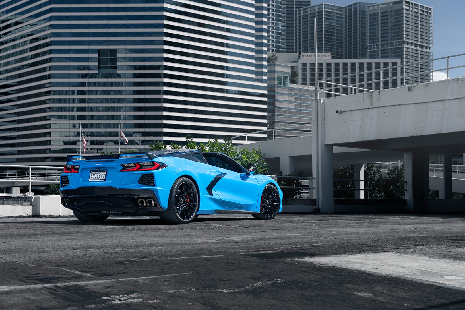 2023 C8 Stingray Rapid Blue on Sebring Gloss Black | E5
