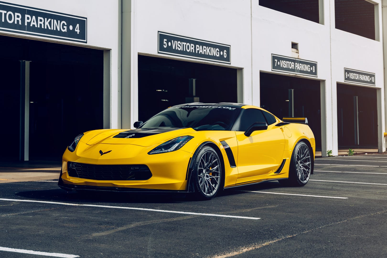 2017 C7 Z06 Racing Yellow Sebring | Titanium | E5 Wheels