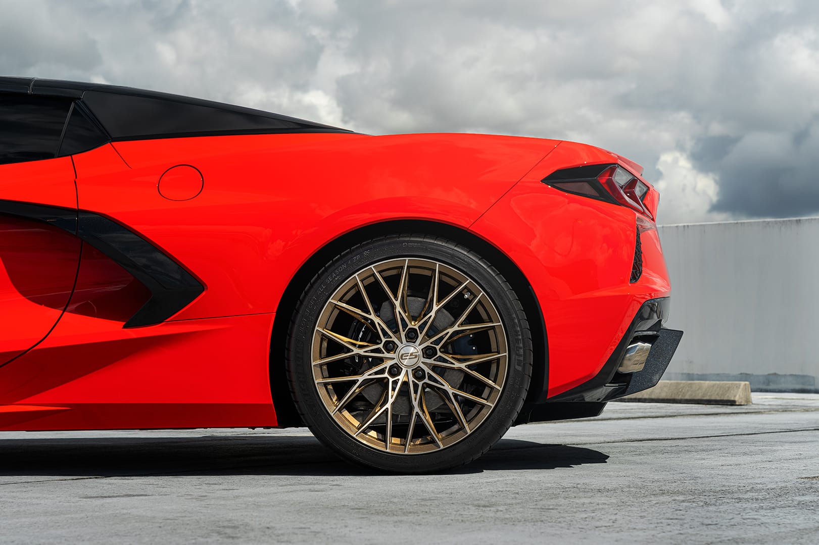 2023 C8 Stingray Torch Red on Sebring Bronze Brushed | E5