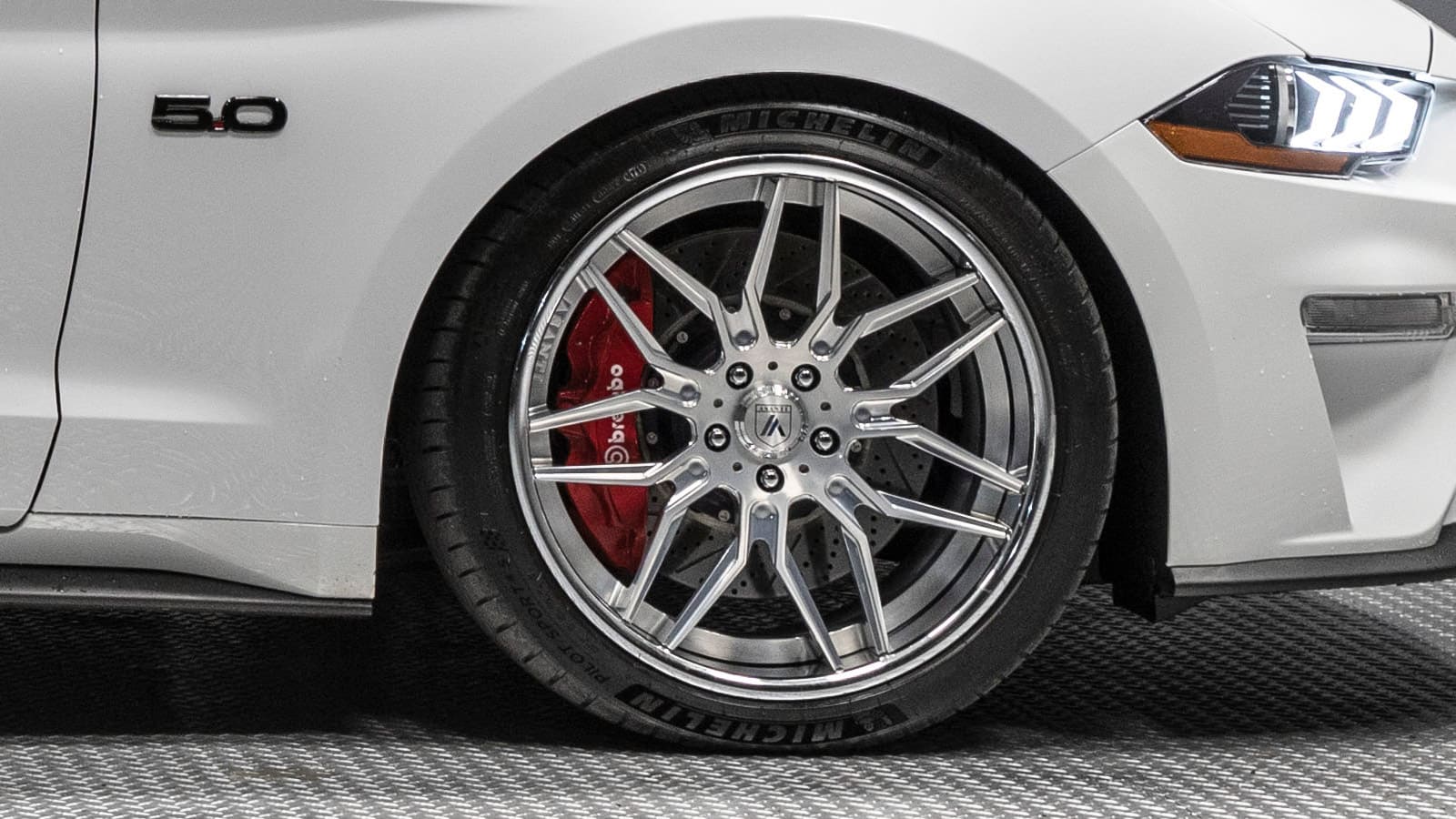 FORD MUSTANG - Ken Grody Customs